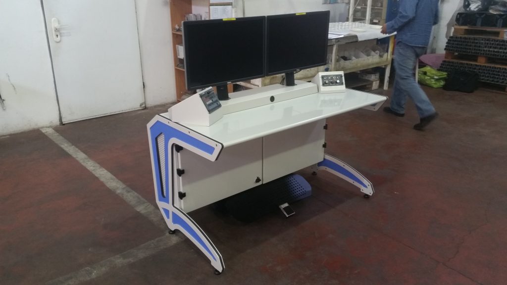 Console Operator Line - DEGEL.US